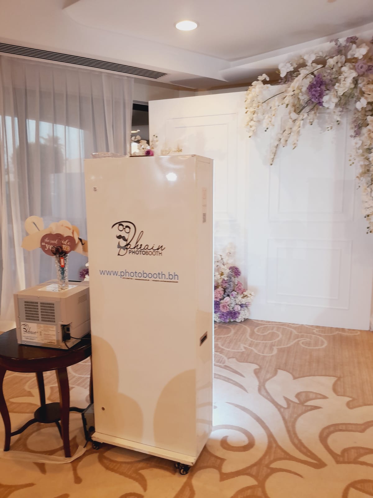 Wedding Photobooth Ideas for Unforgettable Themed Weddings